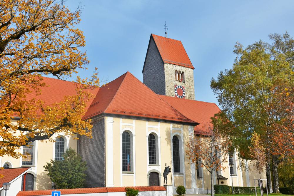 Die Pfarrkirche St. Pankratius in Wiggensbach im Oberallgäu | Montaregio